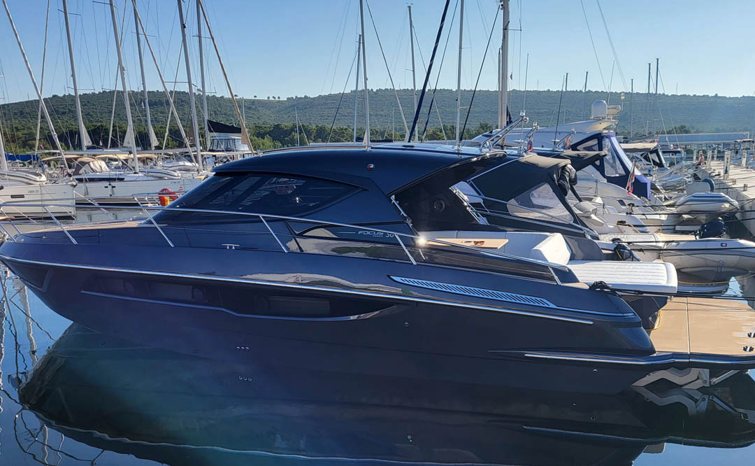 Focus Power 36 - M/Y Joker
